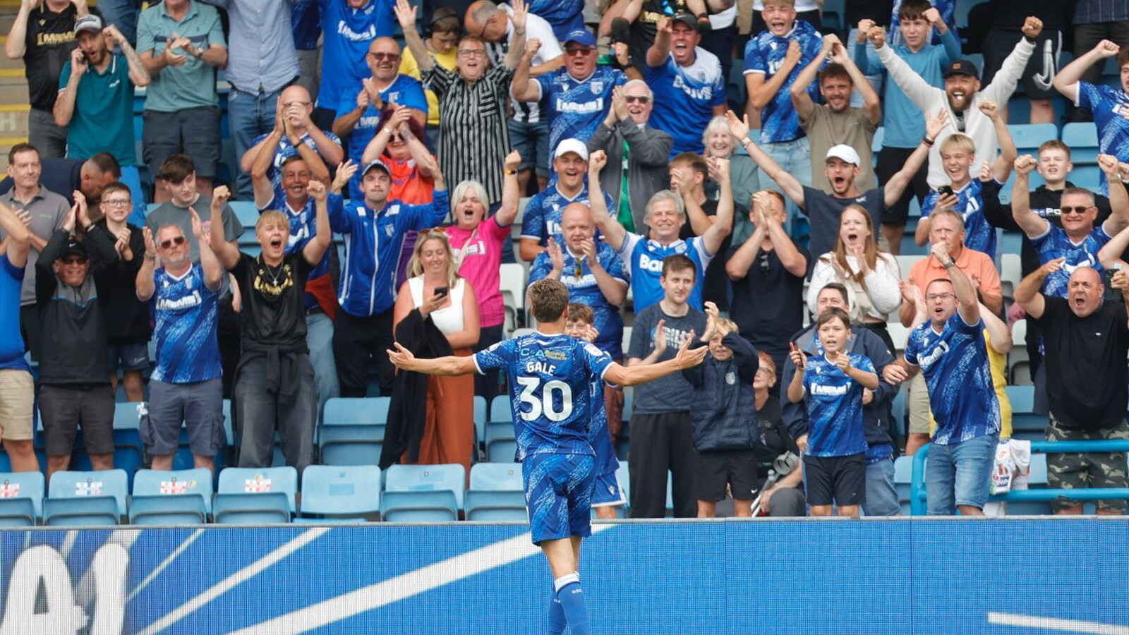 Report | Gillingham 1-0 Crewe Alexandra | Gillingham F.C.