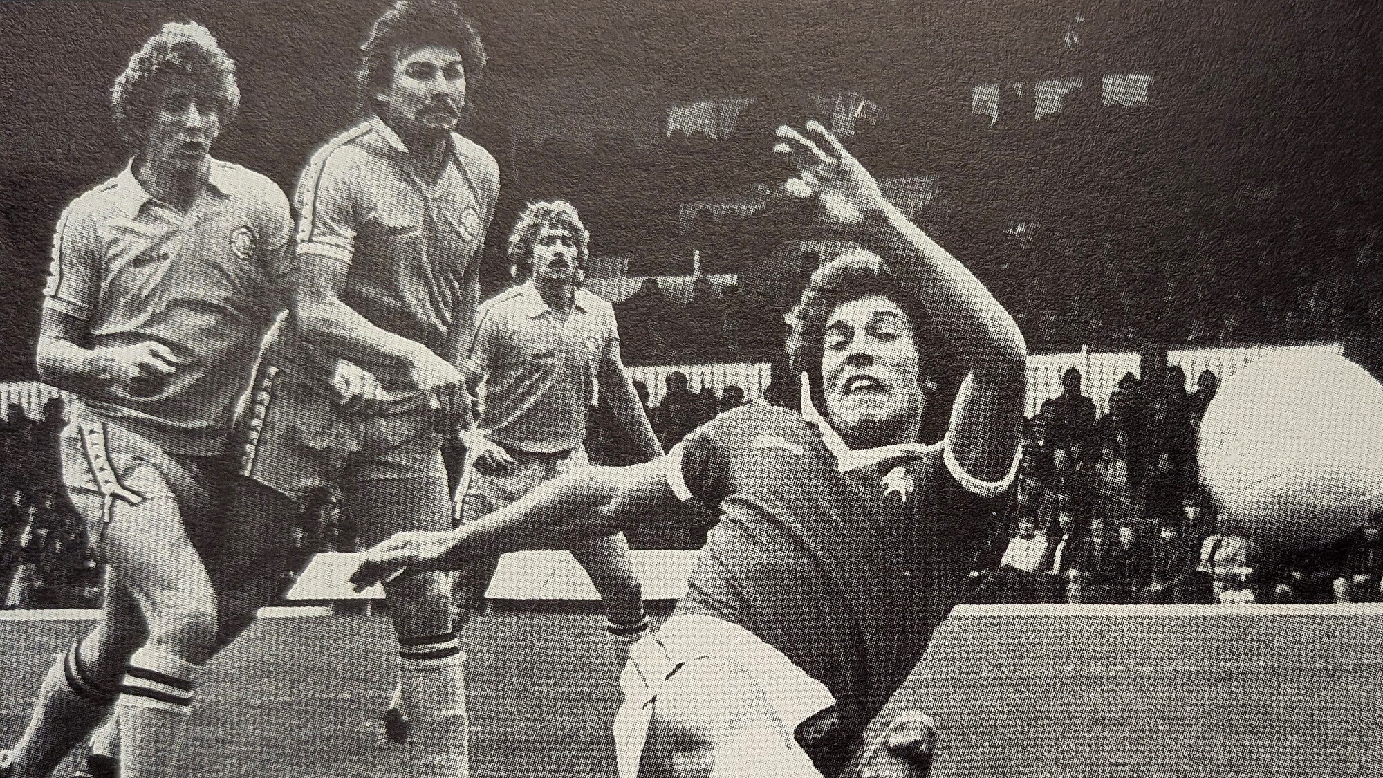 RIP Ken Price (1954 - 2025) | Gillingham F.C.