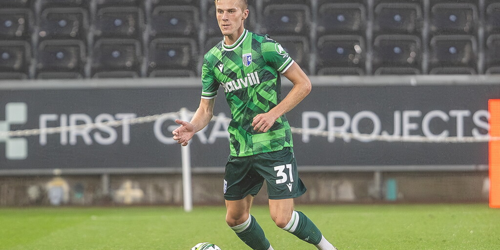 Alex Giles signs for Aveley on loan | Gillingham F.C.